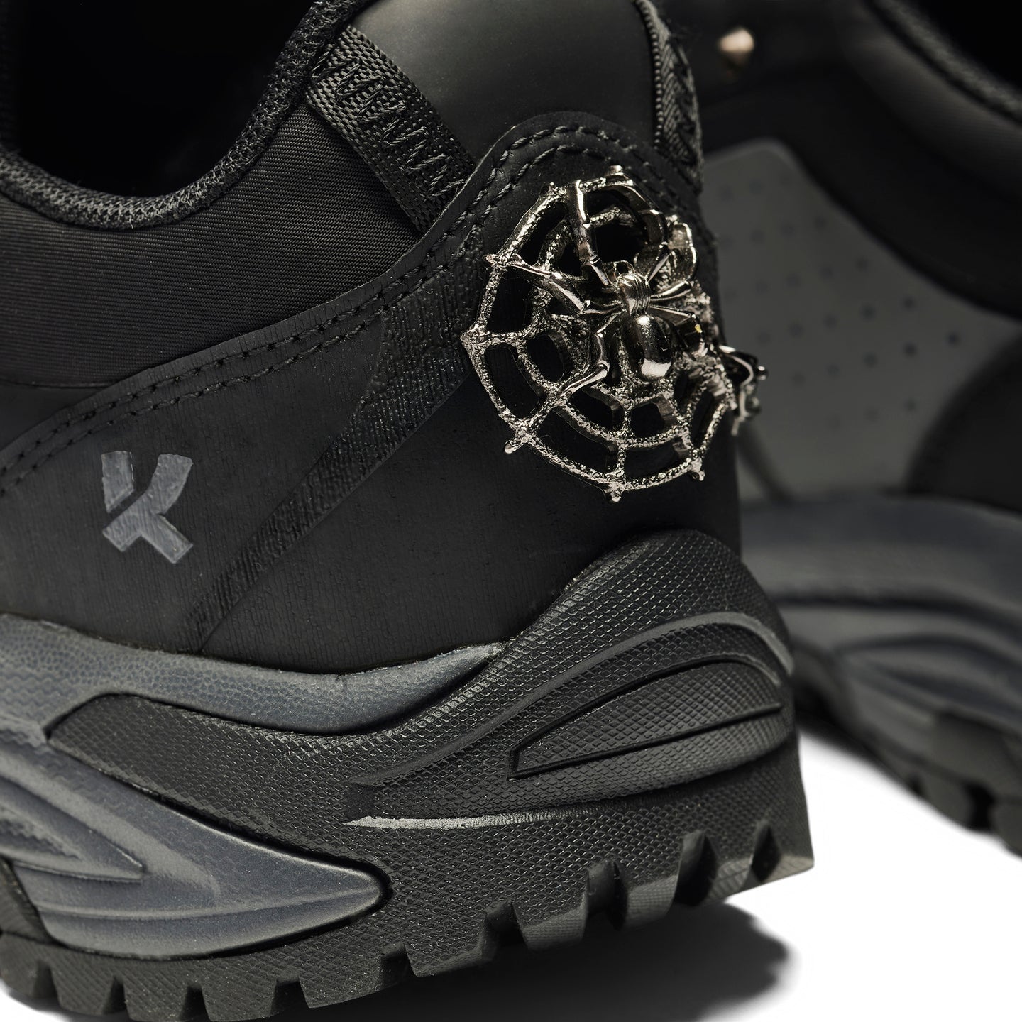 Wandering Spider Spiked Men's Hiking Shoes – KOI footwear